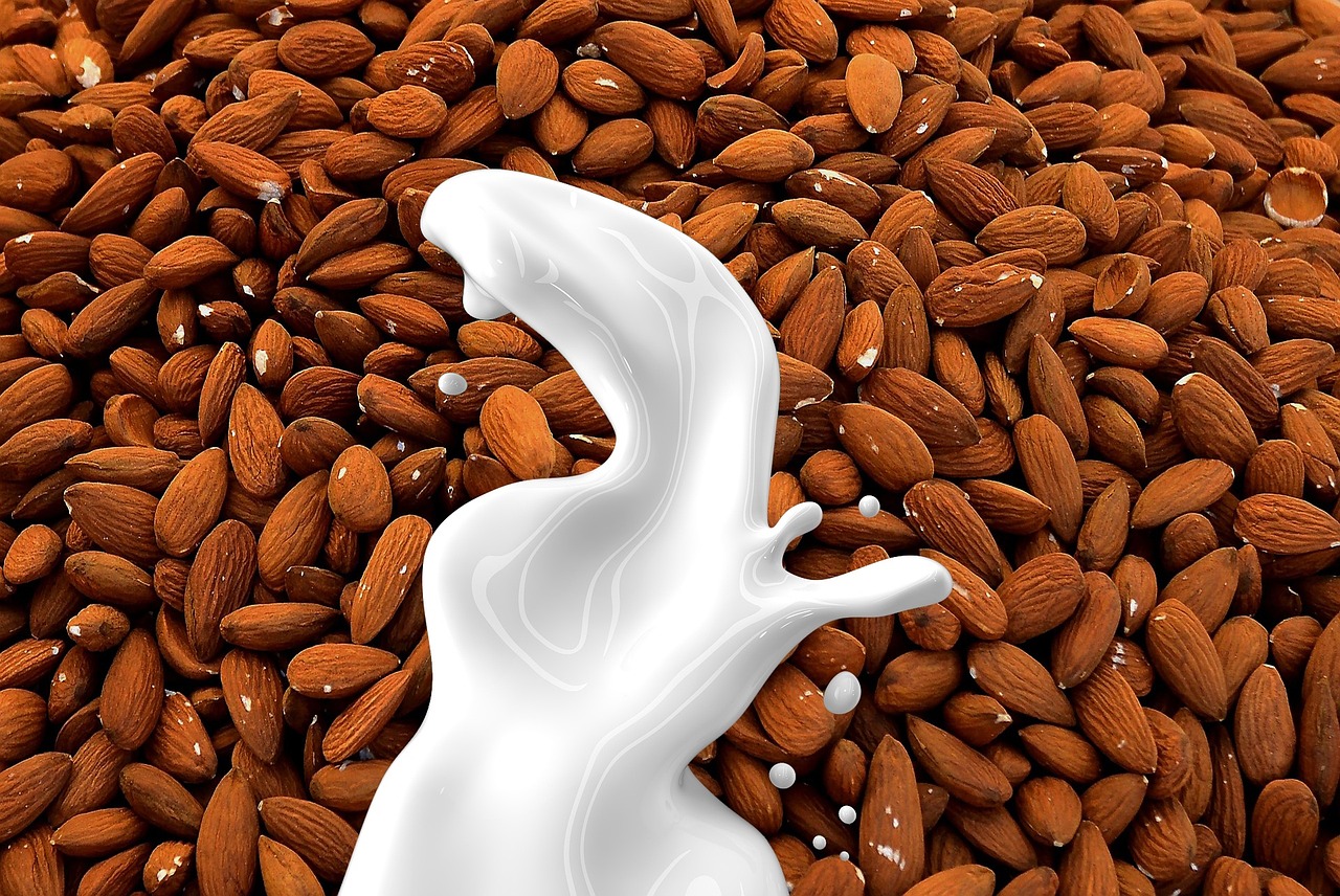 How Many Grams in a Cup of Almond milk?